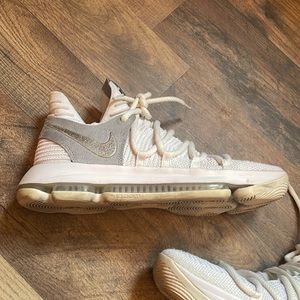Nike | Shoes | Nike Kd Still Kd Sz 9 Kevin Durant | Poshmark